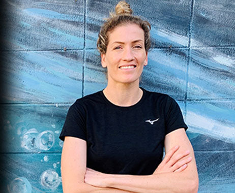 Karla Pretorius Signs with Mizuno